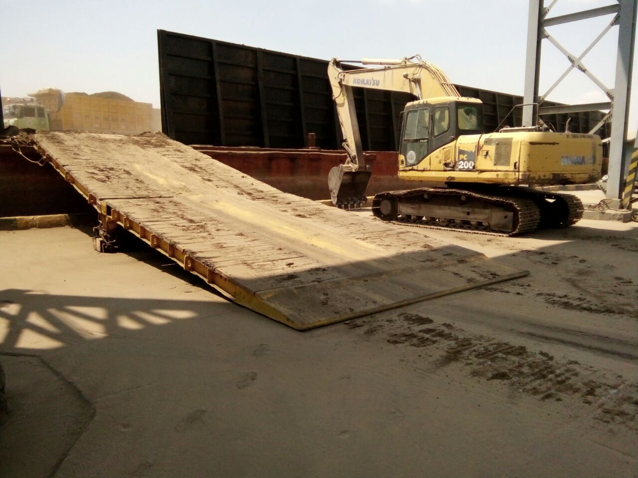 PERHITUNGAN RAMP DOOR ~ CIVIL KOMUNITAS