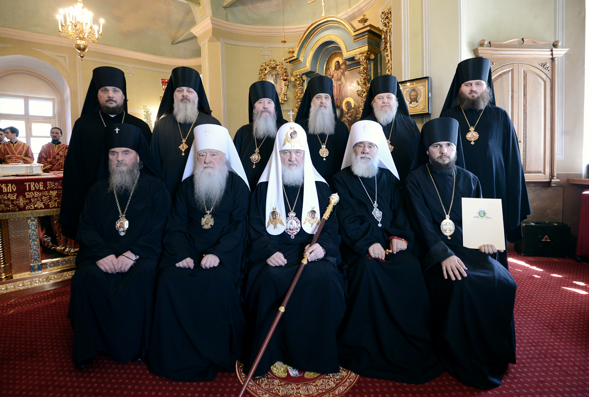 The Philippi Collection: Russian Klobuk (Клобук) and Kukulija (Куколь)