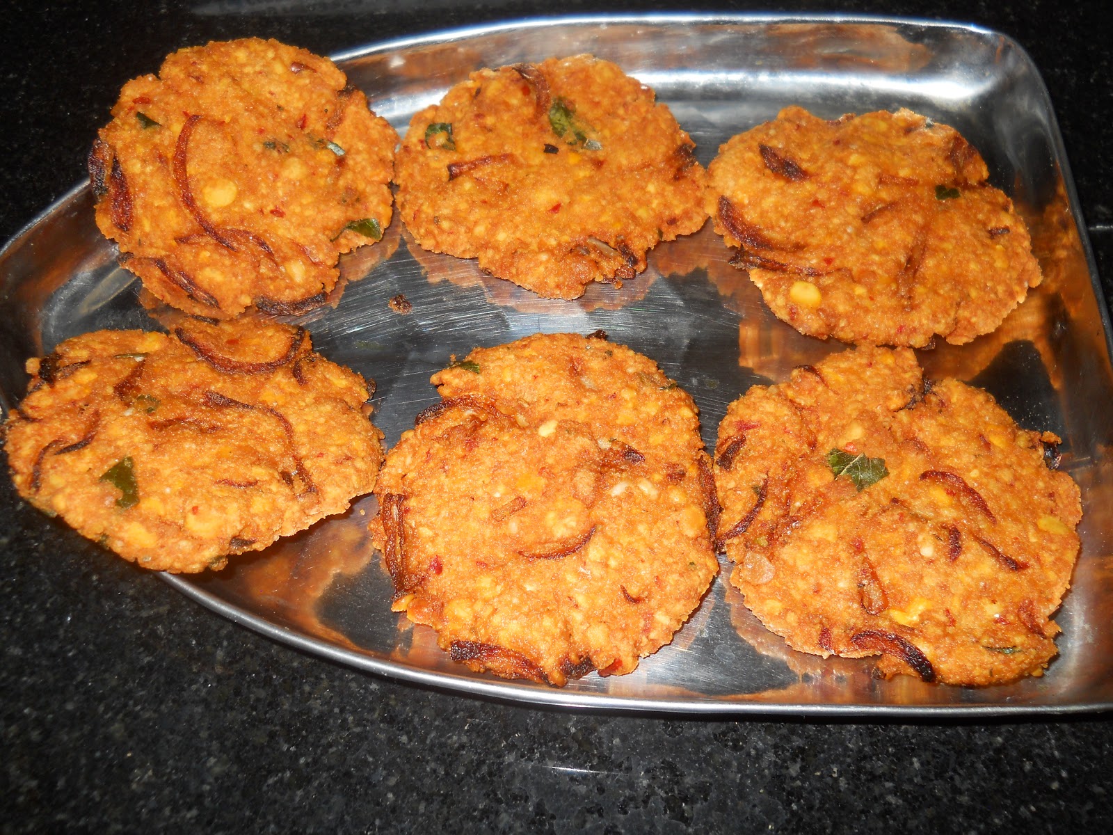 Brinda's Palakkad Vegetarian Cuisine: PARUPPU VADA, RASA VADA, THAYIR ...