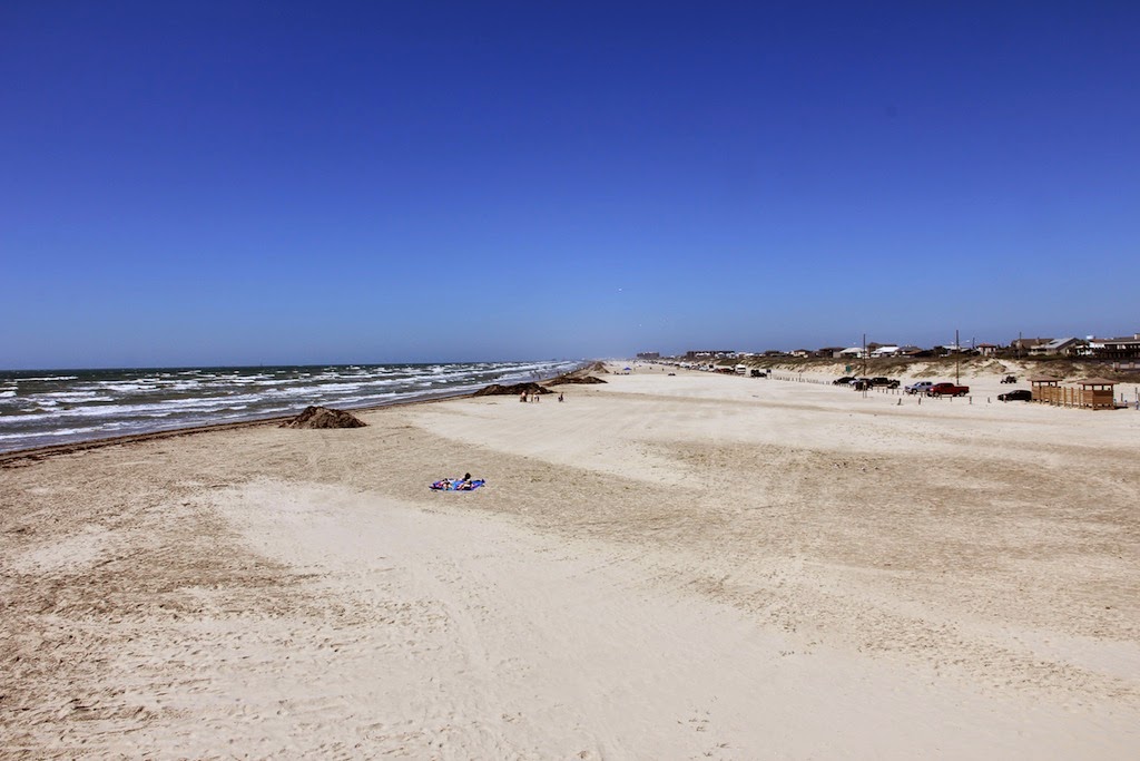Yael and Thomas in Houston: Texas Beach Adventure II - Texas Riviera