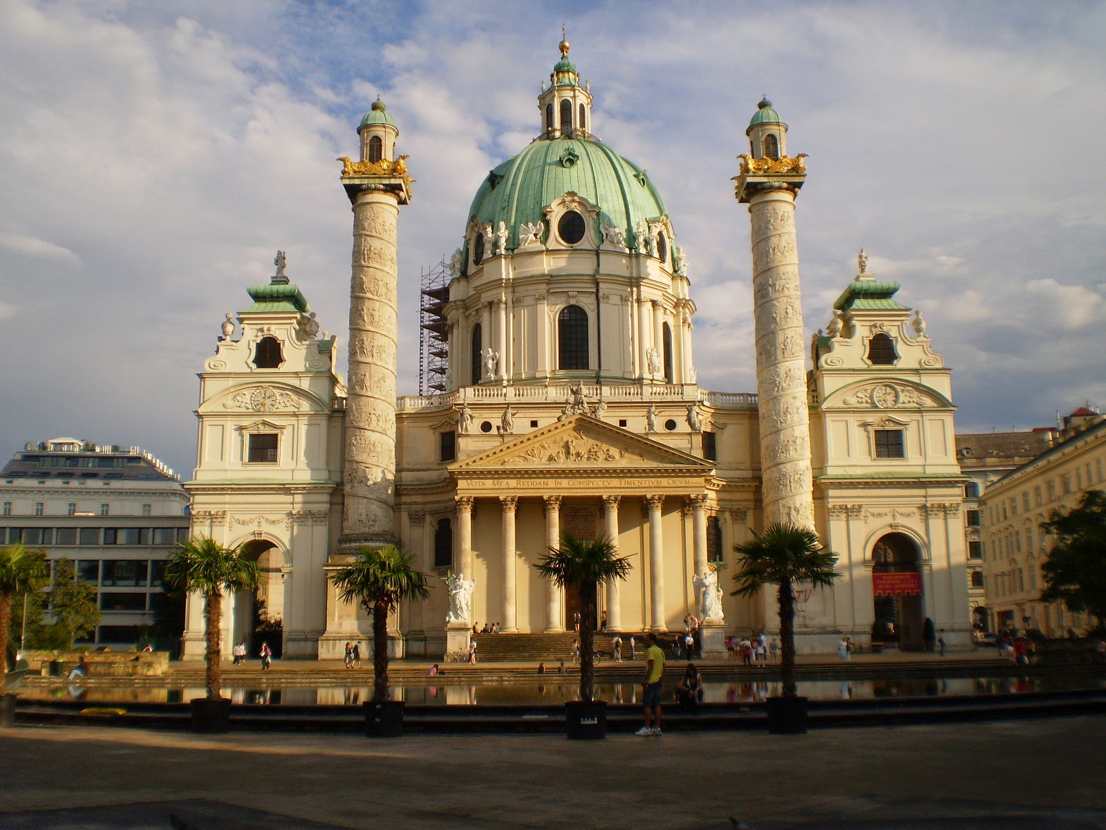 Viena: Karlsplatz y Belvedere