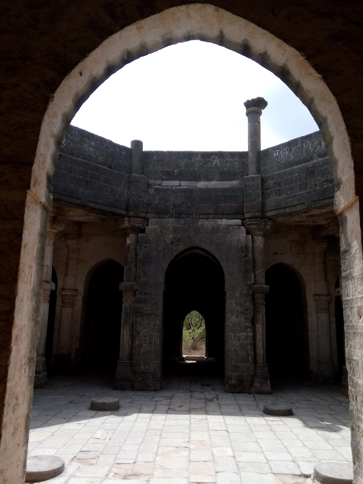 Jama Masjid in Uparkot Fort in Junagadh in Gujarat | The journey of a ...