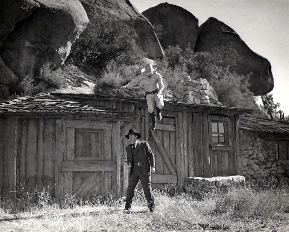 A drifting cowboy: Meanwhile back at the ranch -- Lean-to Cabins