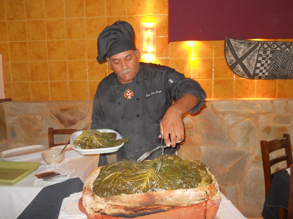 MOÇAMBIQUE: Restaurante Adega Regional "O Monhé" (Santa Maria da Feira)