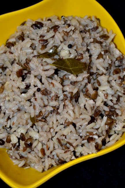 Vaniensamayalarai: Urad Dal (ulundhu) Rice / Ulundu Choru