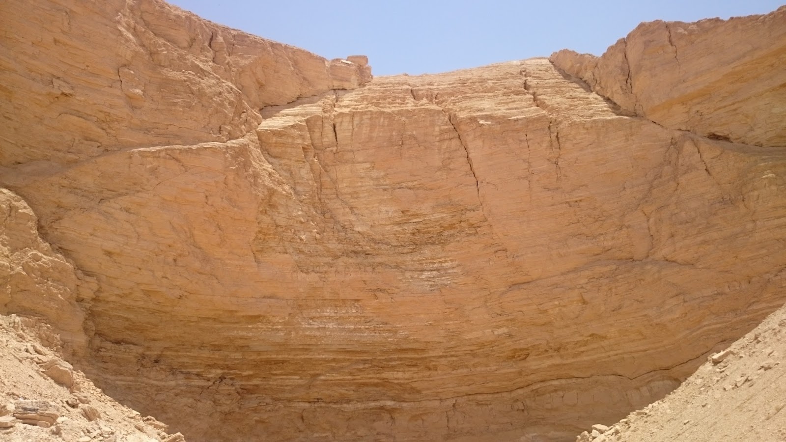 A Taste Of Saudi Arabia: Heet Cave - Exploring Riyadh's Underground Lake