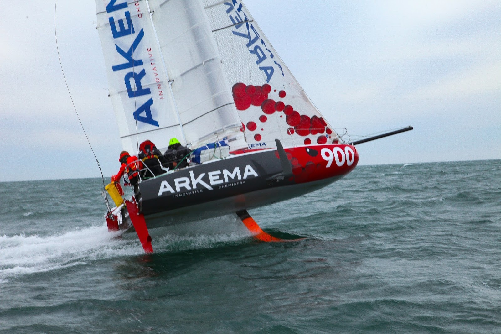 Mini / Arkema 3, un proto incroyable à dompter avant la Mini Transat ...