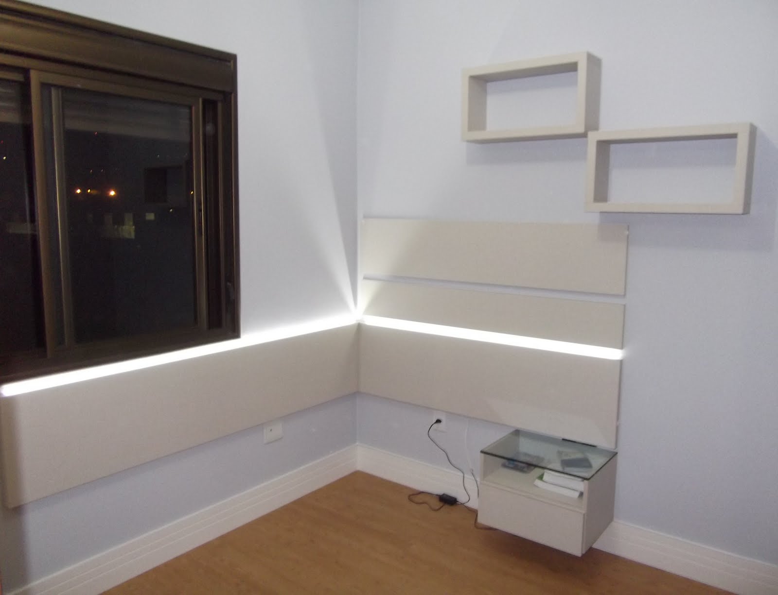 Guarda-roupa em MDF Lineo Têxtil 25mm, portas de correr em perfil de ...