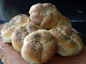 Thibeault's Table: Homemade Kaiser Rolls