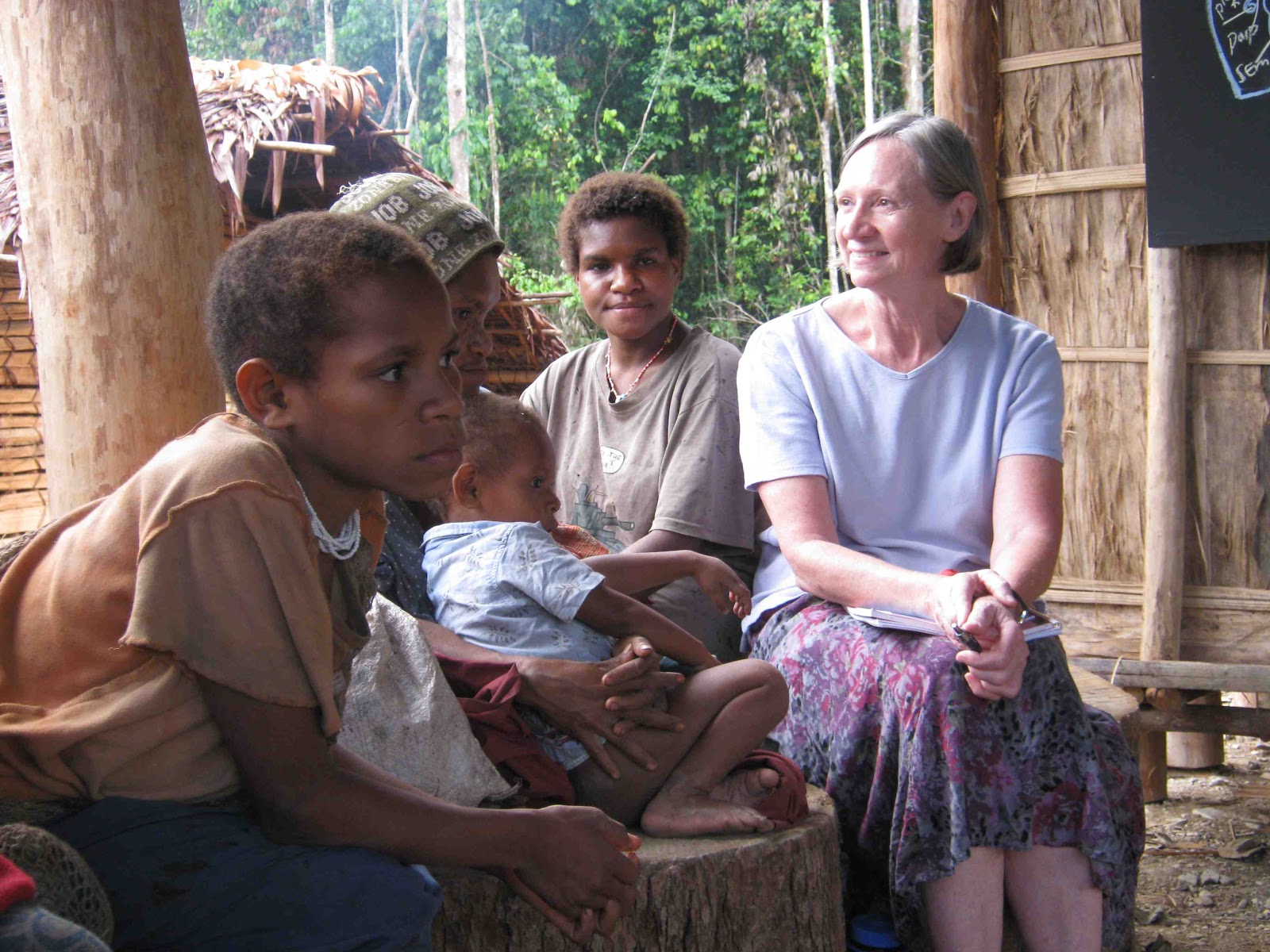 Dokta Steph goes to PNG: My roommate is a celebrity