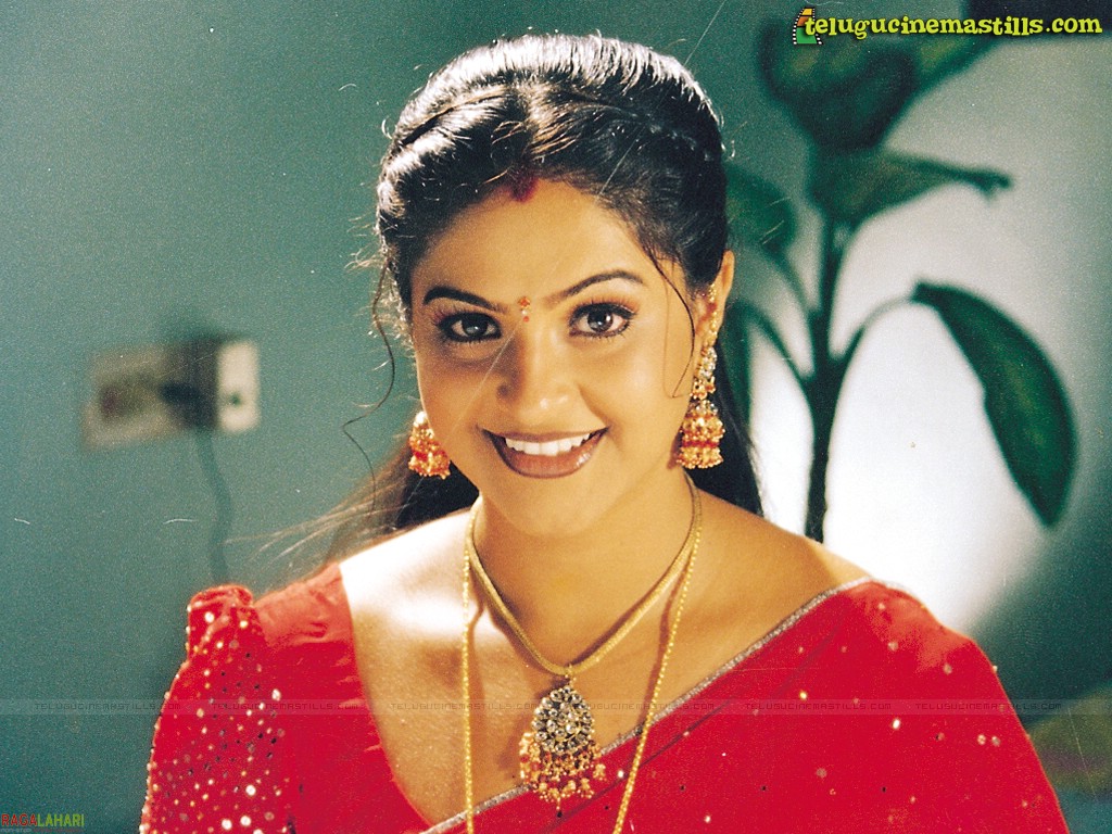 About Tollywood Heroine Raasi | movieadda