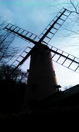 Greensand Way Run 2012: Windmilling