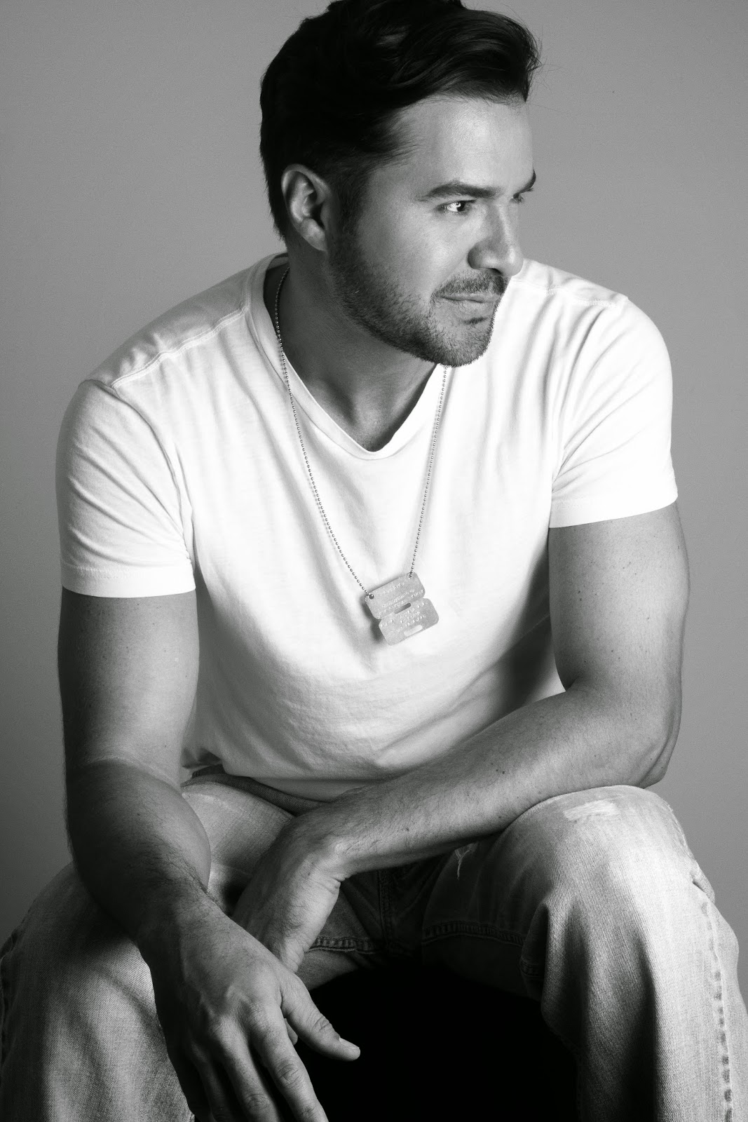 INSIDE ADRIAN DELGADO | Hache