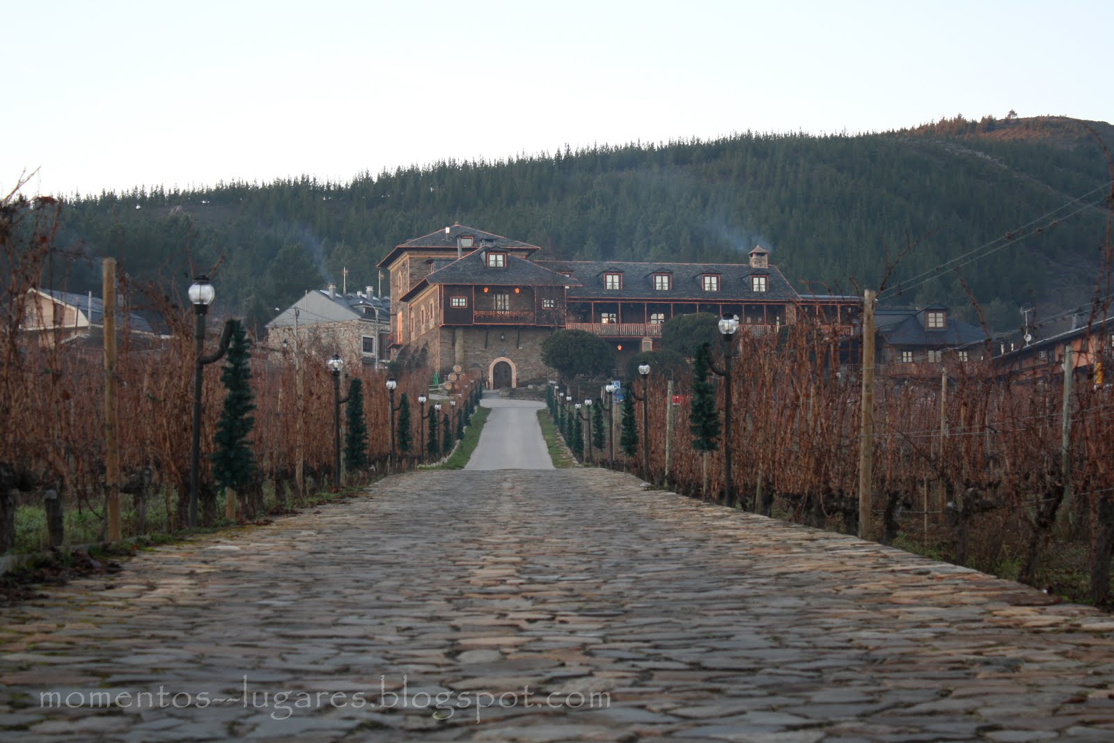 Momentos. Lugares.: CANEDO - PALACIO DE CANEDO