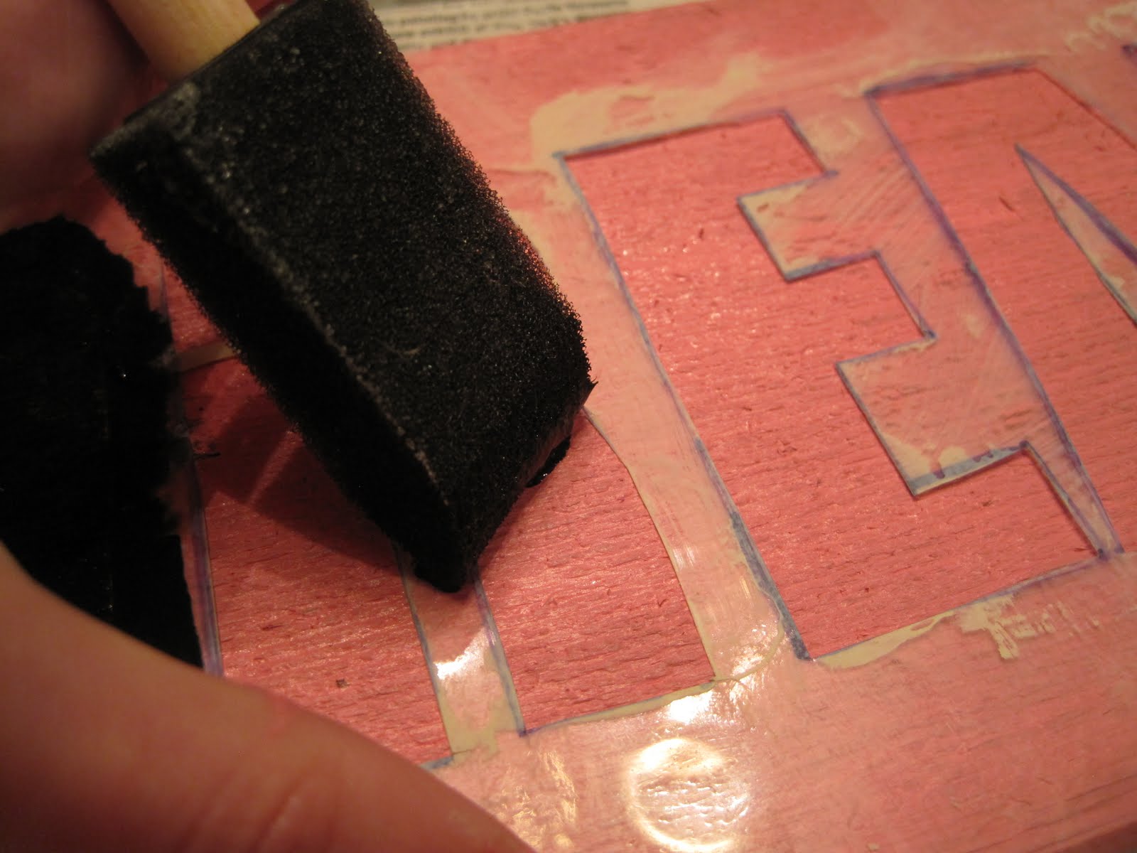 Live. Love. Craft.: Tutorial ~ Distressed wood sign