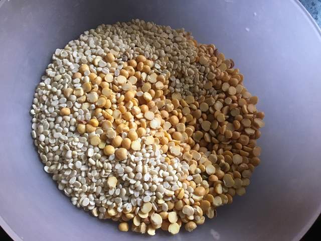 Kara Vadai | Pattani Paruppu (Yellow Split Peas) Bonda