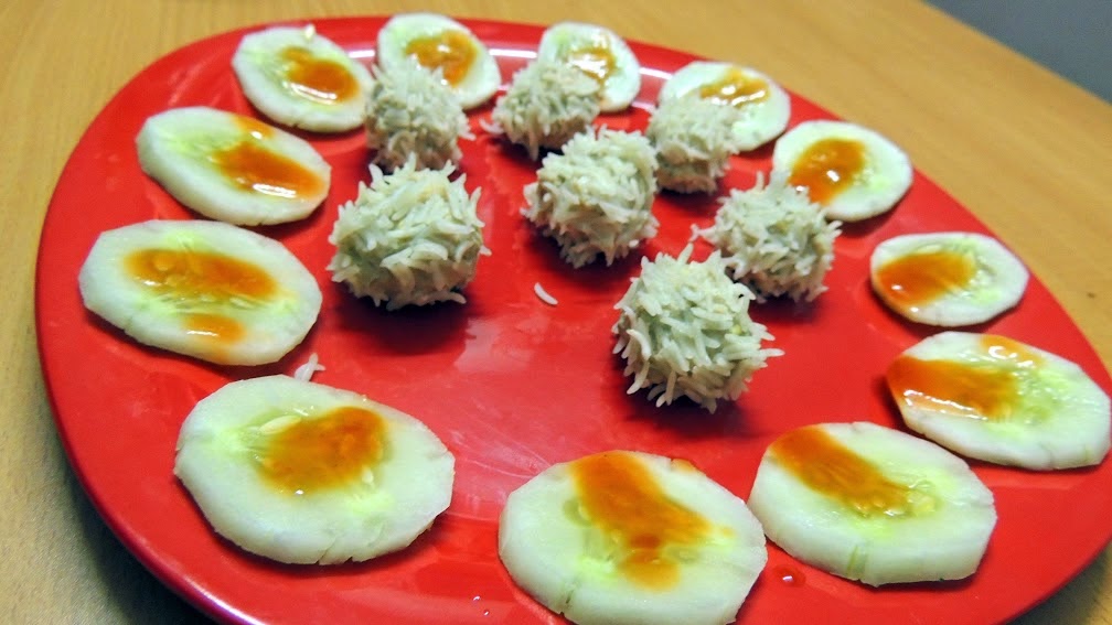 Kitchen Express: Steamed Chicken Flower Dumplings