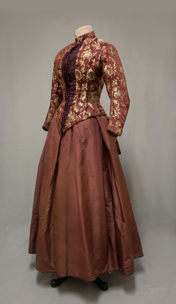 moda en epocas: año 1800-1900