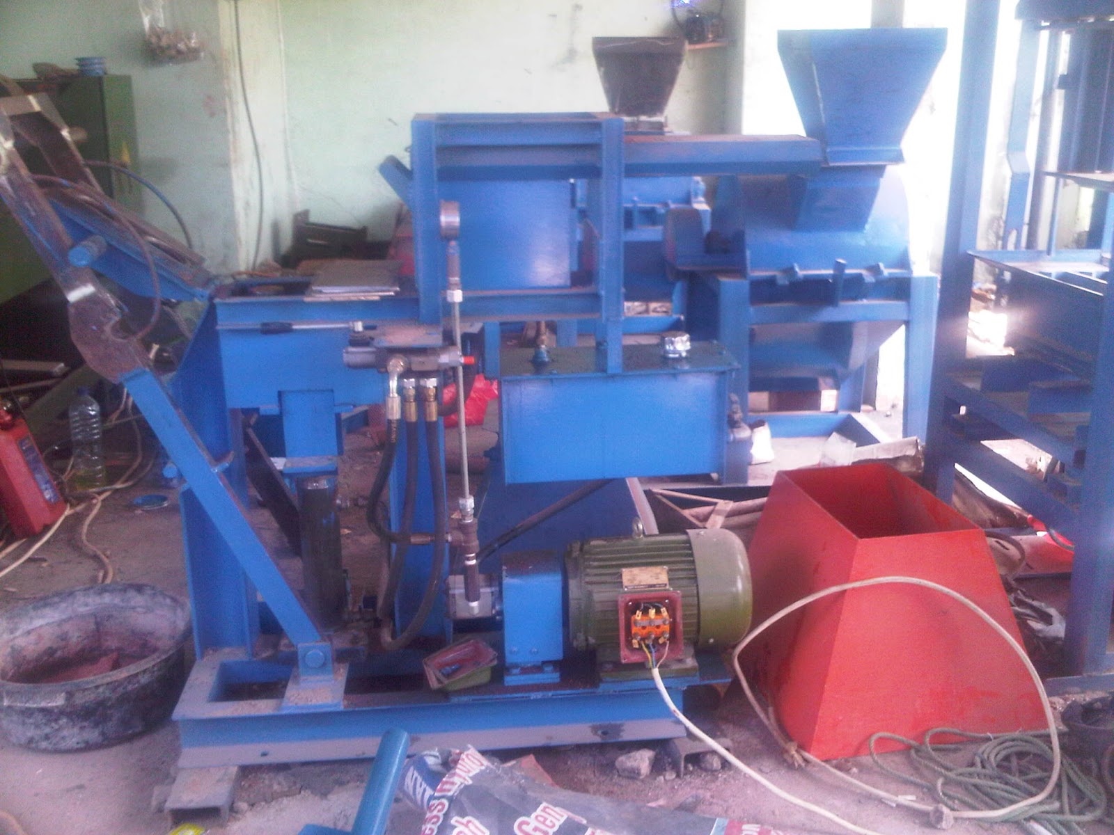 MESIN INTERLOCK BATU BATA MERAH