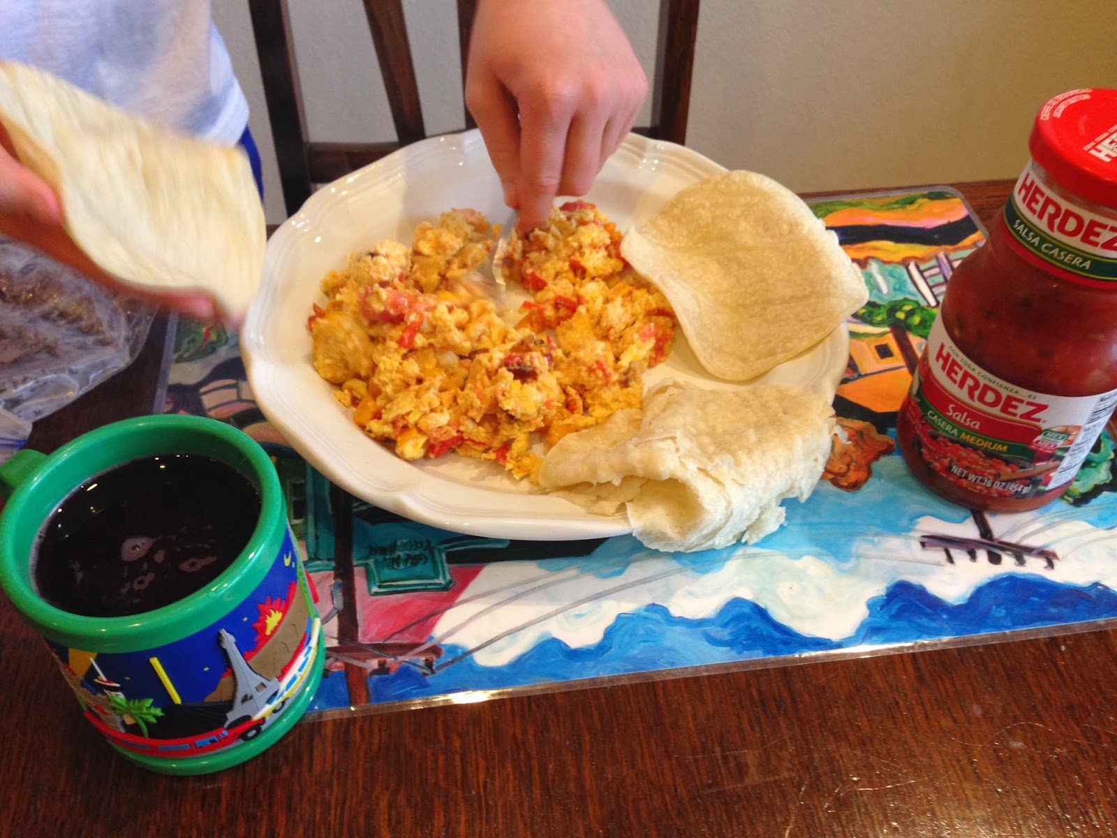 Commuter Family: Venezuelan Scrambled Eggs - Perico Venezolano