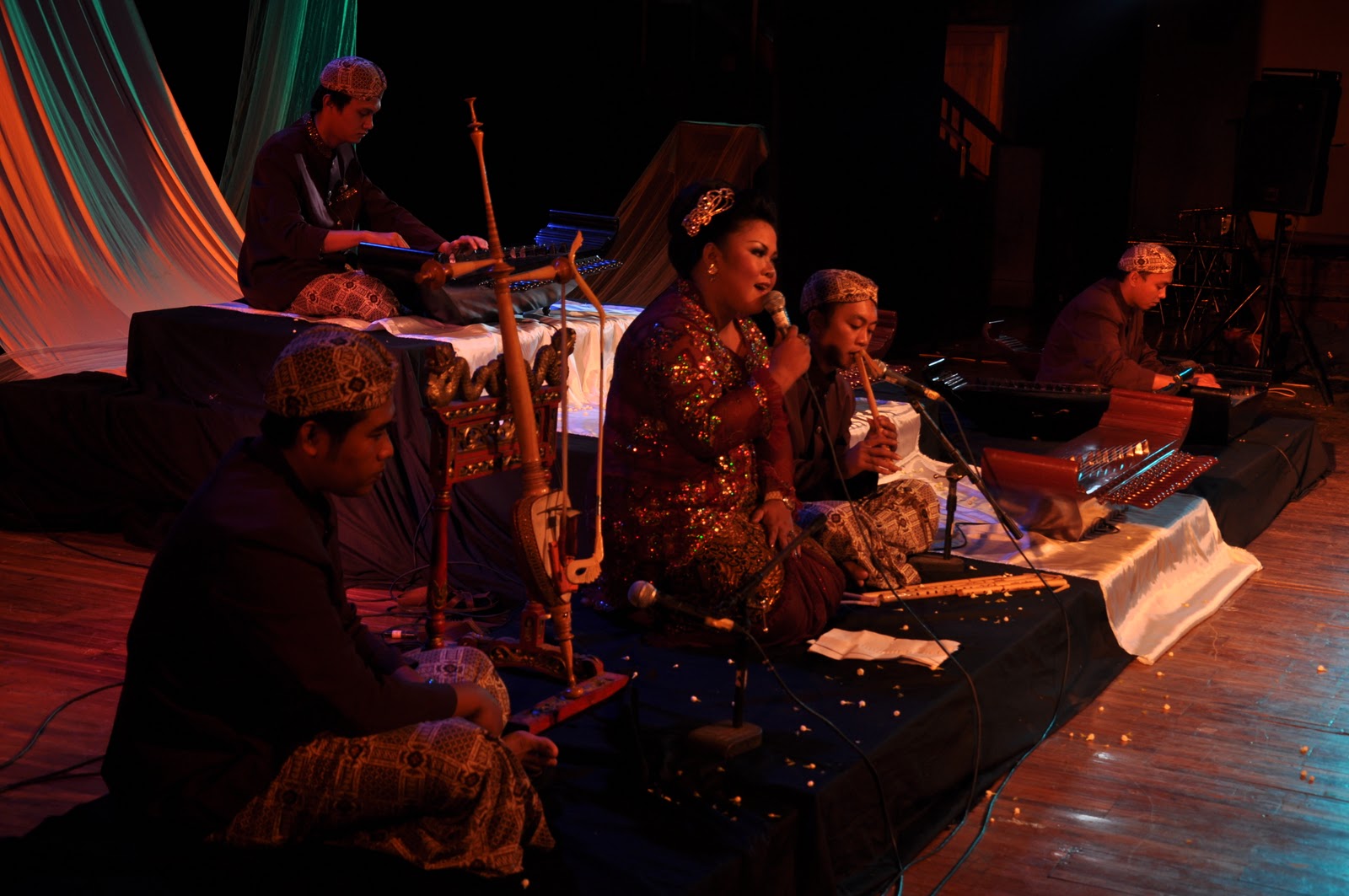 Tembang Sunda Cianjuran: Sejarah Singkat