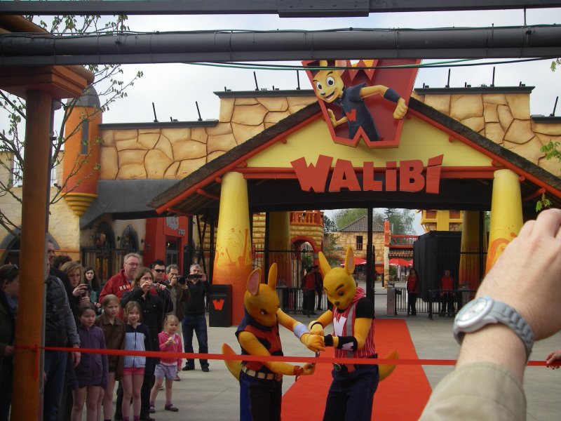 ParcPlaza.net: Les parcs Walibi ouvrent leurs portes, avec leur nouvel ...