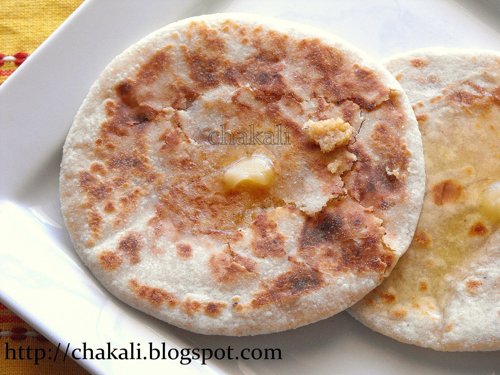 Satori (Maharashtrian Sweet roti) | चकली