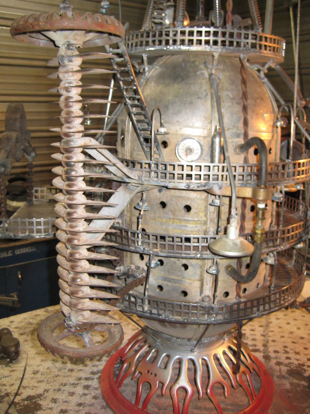 Carefully Molded: Steampunk oil recovery space craft "The Colony