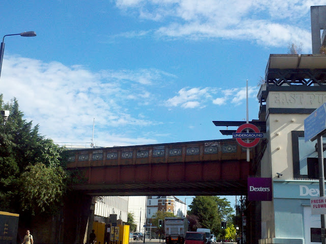 You sound like you're from London!: Putney