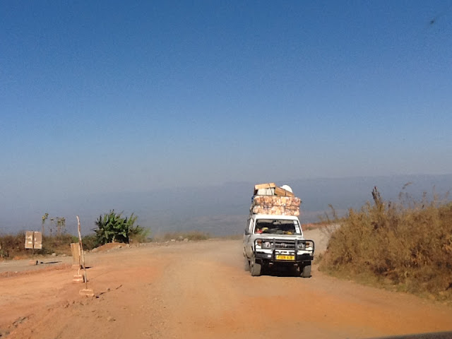 KINGOTANZANIA:: HABARI, PICHA NA MATANGAZO: WAFANYABIASHARA WATOGO ...