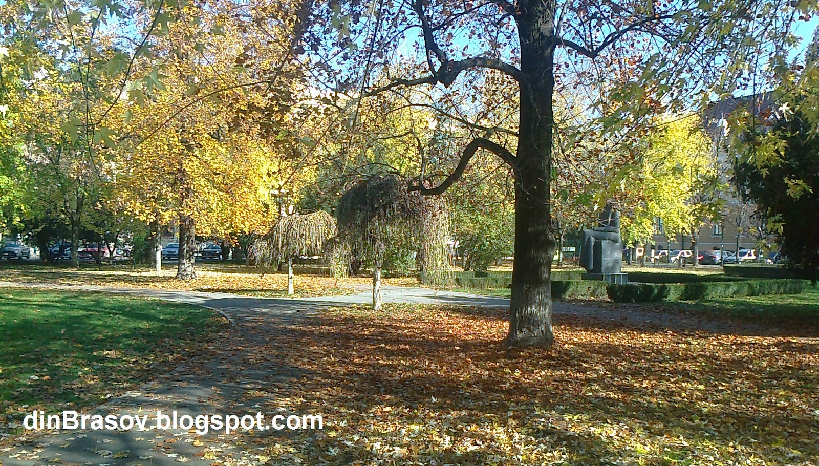 din Brasov: Toamna prin parcul central [poze]