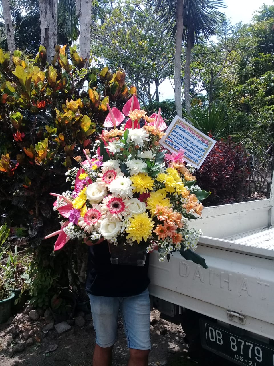 Toko bunga kalung di Jogja | Toko Bunga Bitung