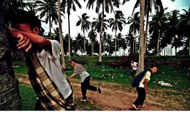 permainan tradisional feradis: SOROK SOROK (HIDE AND SEEK)