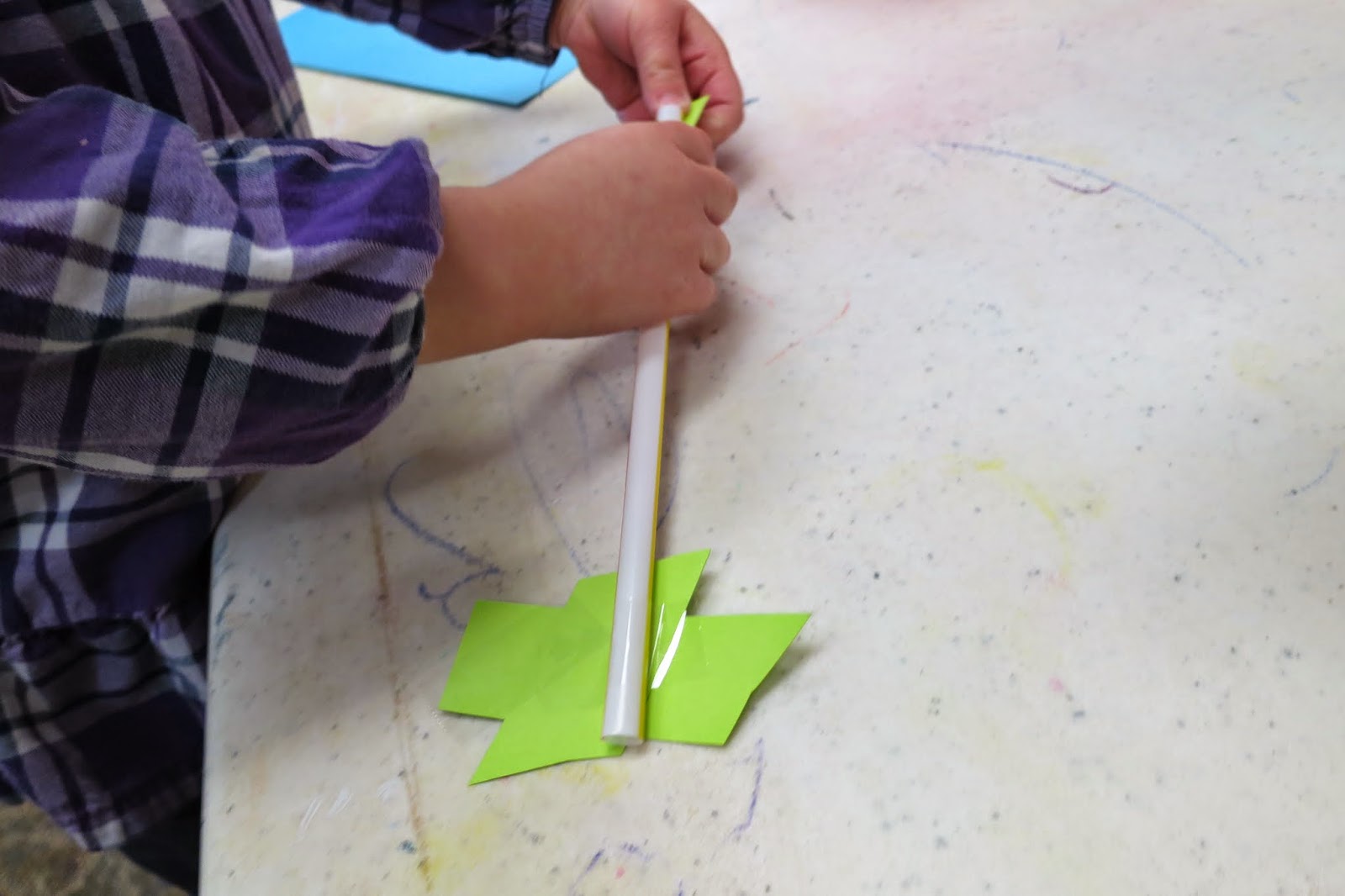 WonderWorks: Straw Flyers : library makers