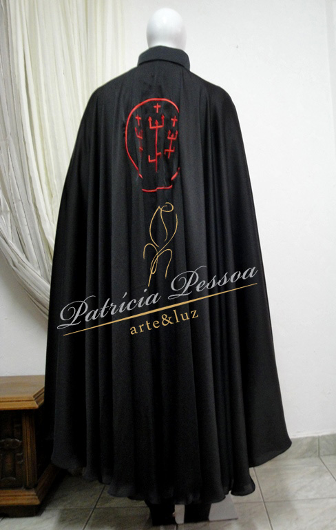 Atelier Patricia Pessoa: Capa - Preta com Ponto (cód.02001)