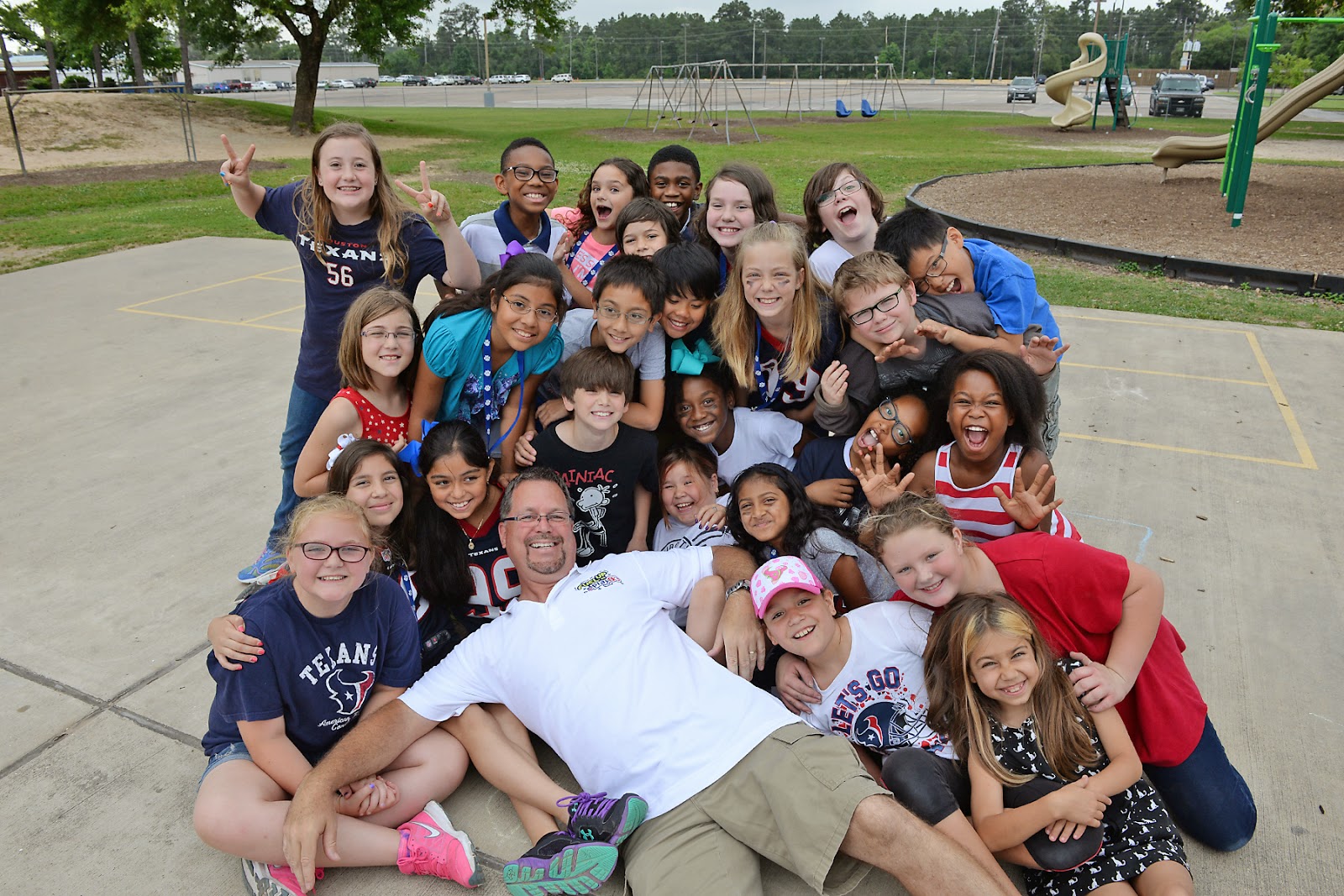 Connection for Employees: Fuel Up to Play 60 at Matzke ES