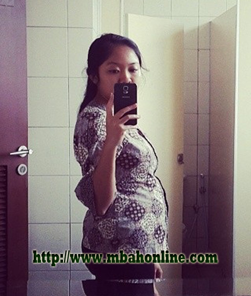 Bumil Eksis Menawan | Koleksi Foto