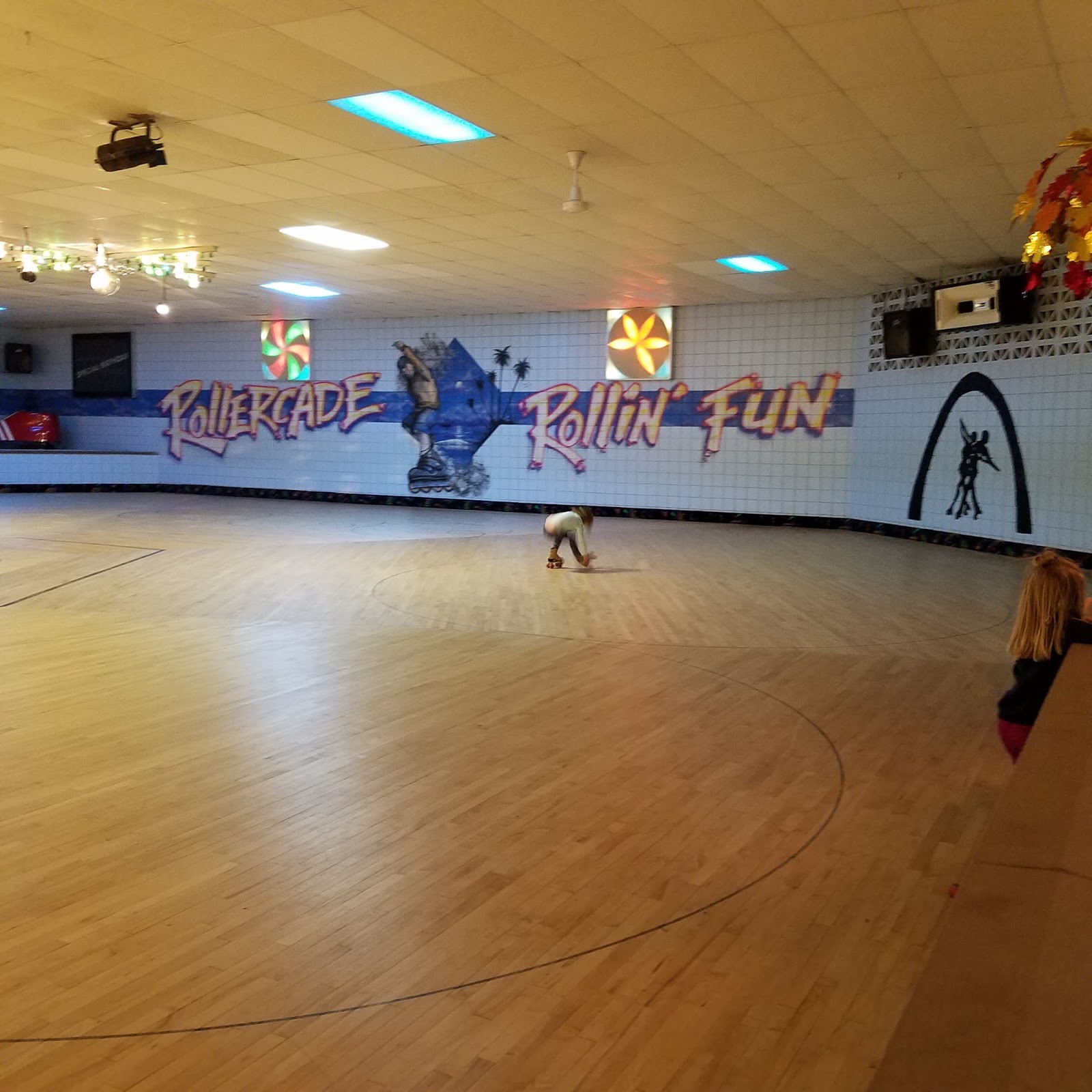 Play St. Louis: Rollercade Skating Rink, South County
