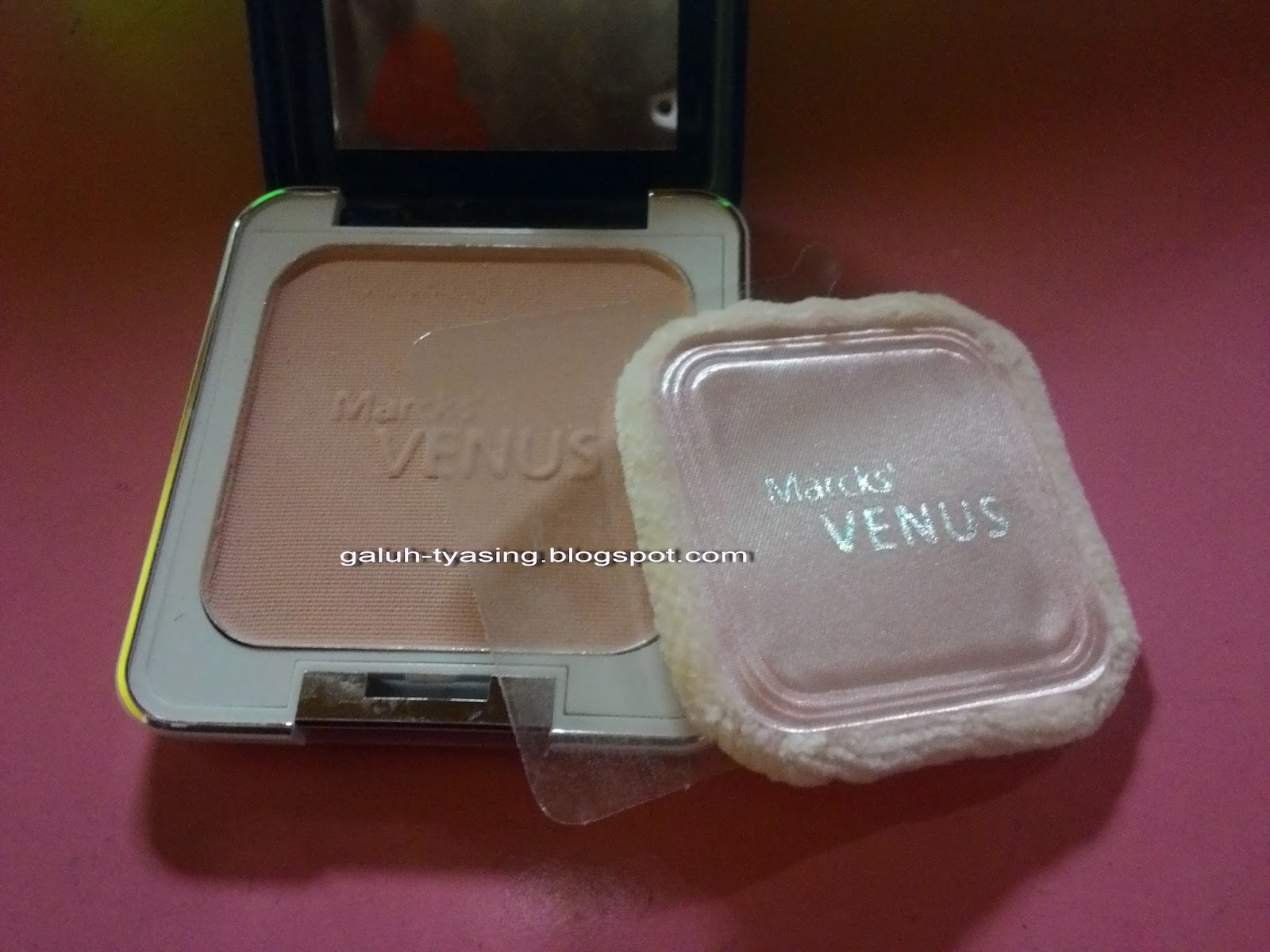 REVIEW : Marcks Venus Compact Powder - Scratch of My Life