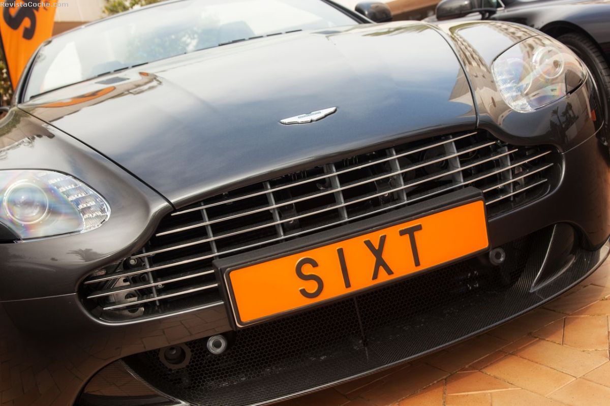 Revista Coche: Los Aston Martin de Sixt llegan a Marbella