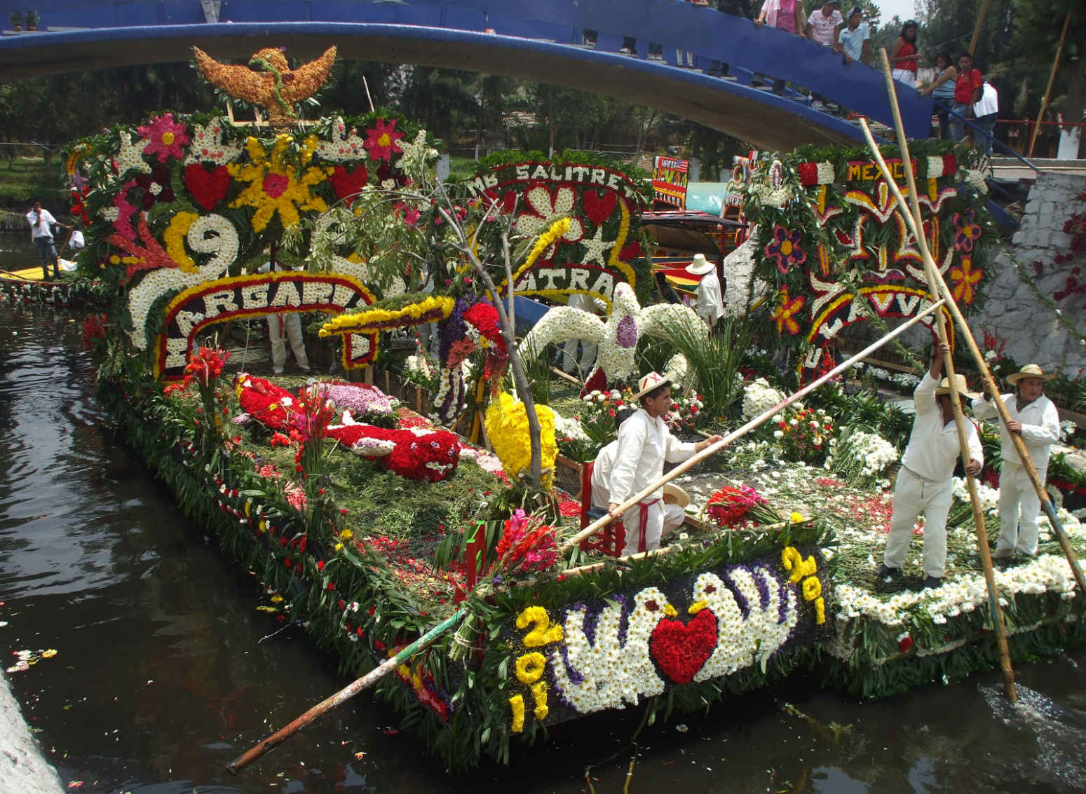 CONCURSO DE LA CANOA ALEGÓRICA