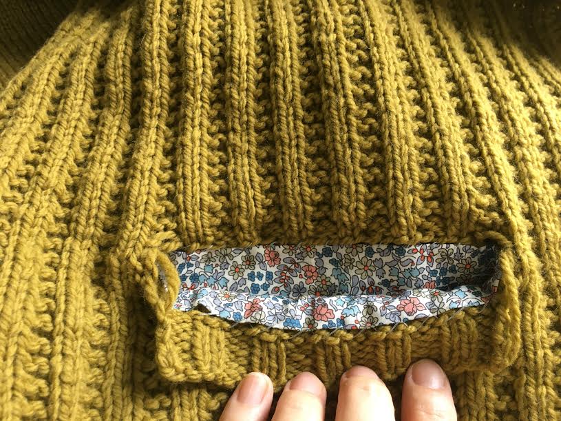nellknits: That Sweater Needs a Pocket!