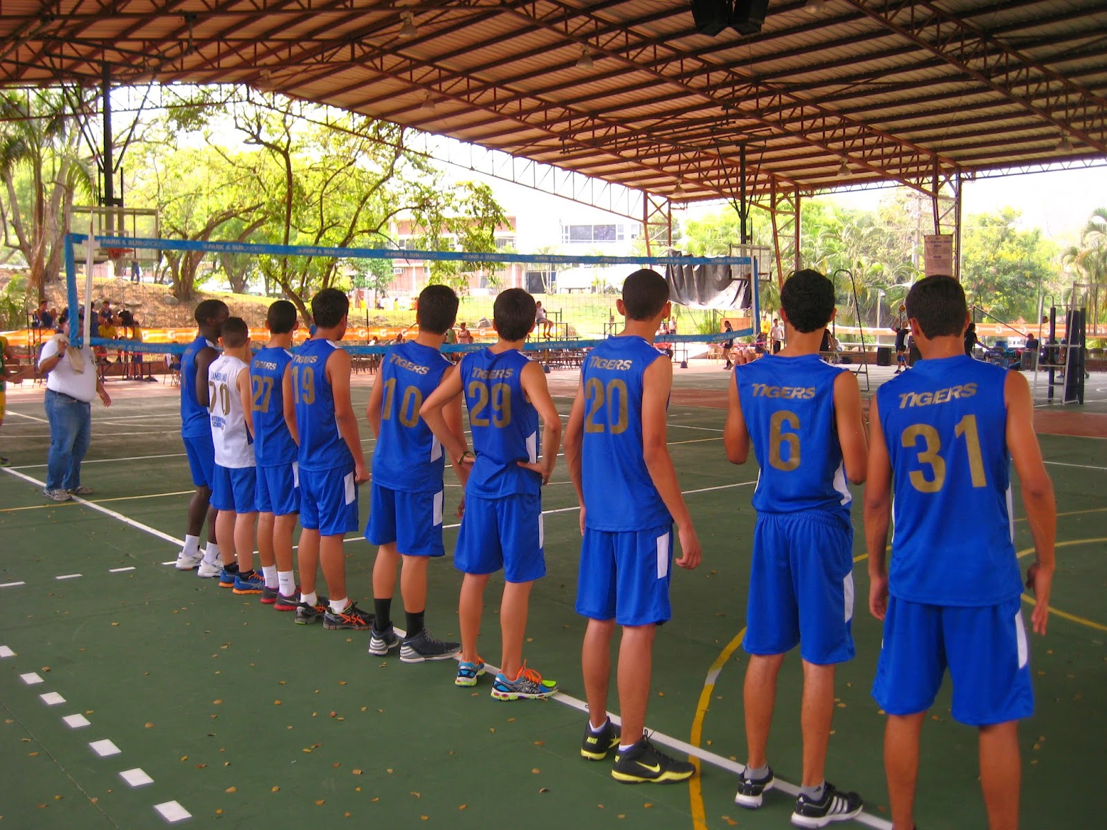 Beginnings of a teaching career - Honduras : ABSH Volleyball - San ...