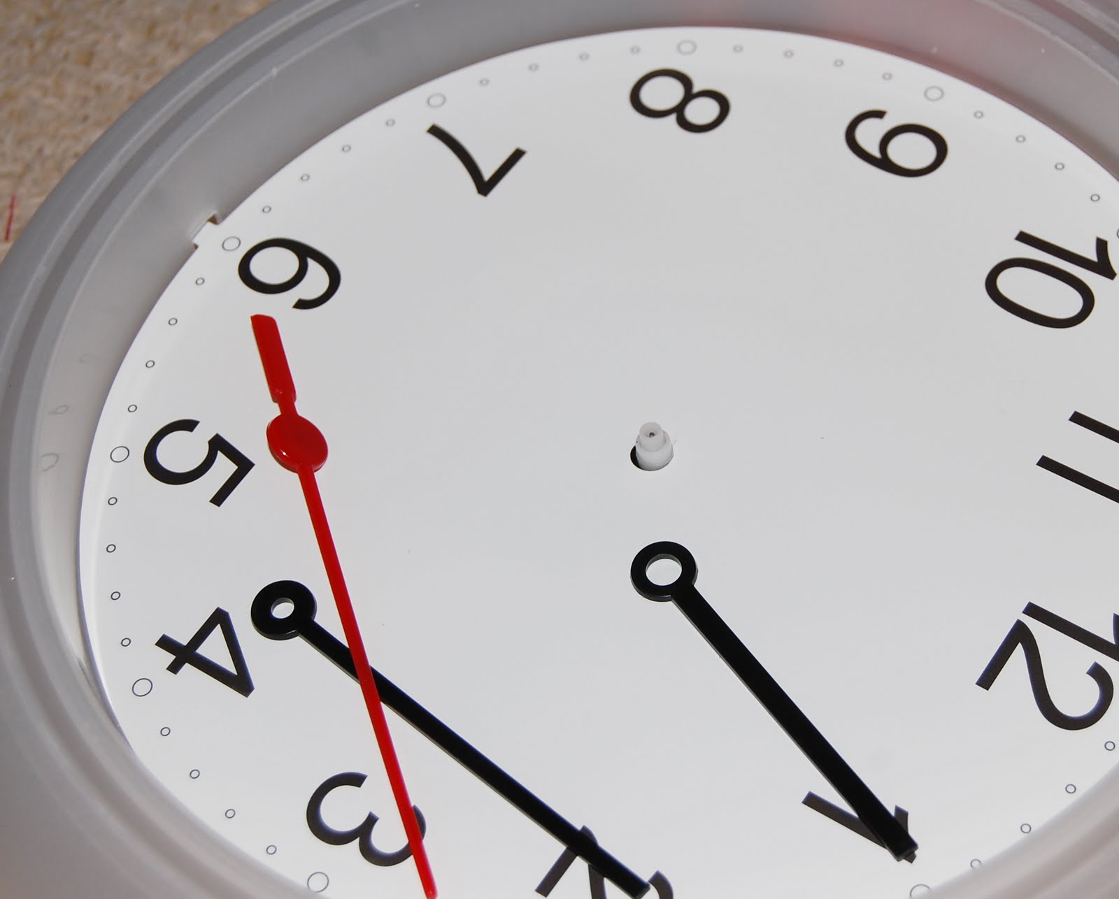 heather kojan quilts: Ruby Star Rising Clock Tutorial