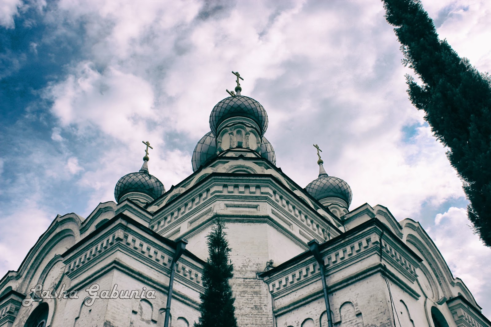 ერმონია: თბილისის წმ. იოანე ღვთისმეტყველის სახელობის რუსული ეკლესია