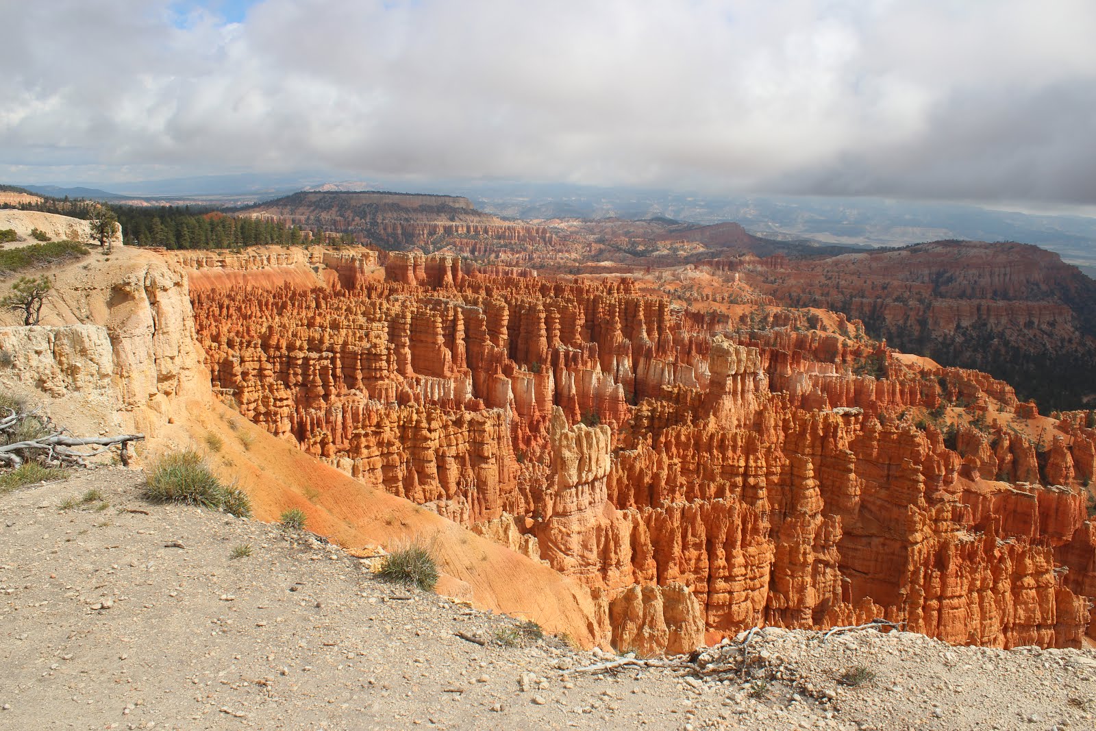 gjhikes.com: Bryce Canyon Rim Trail