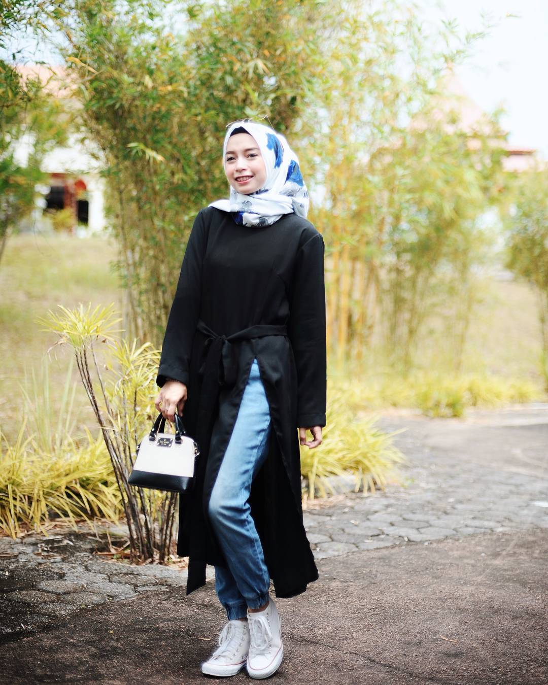 25+ Inspirasi OOTD Hijab ala Selebgram Terbaru - Tutorial HijabKu
