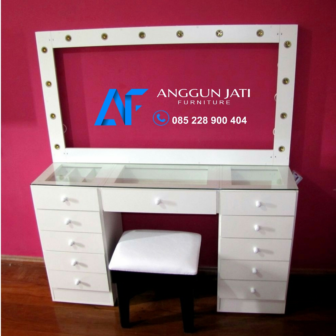 Meja Rias Lampu Minimalis Makeup Artis | Meja Rias Lampu Cantik | MEBEL ...