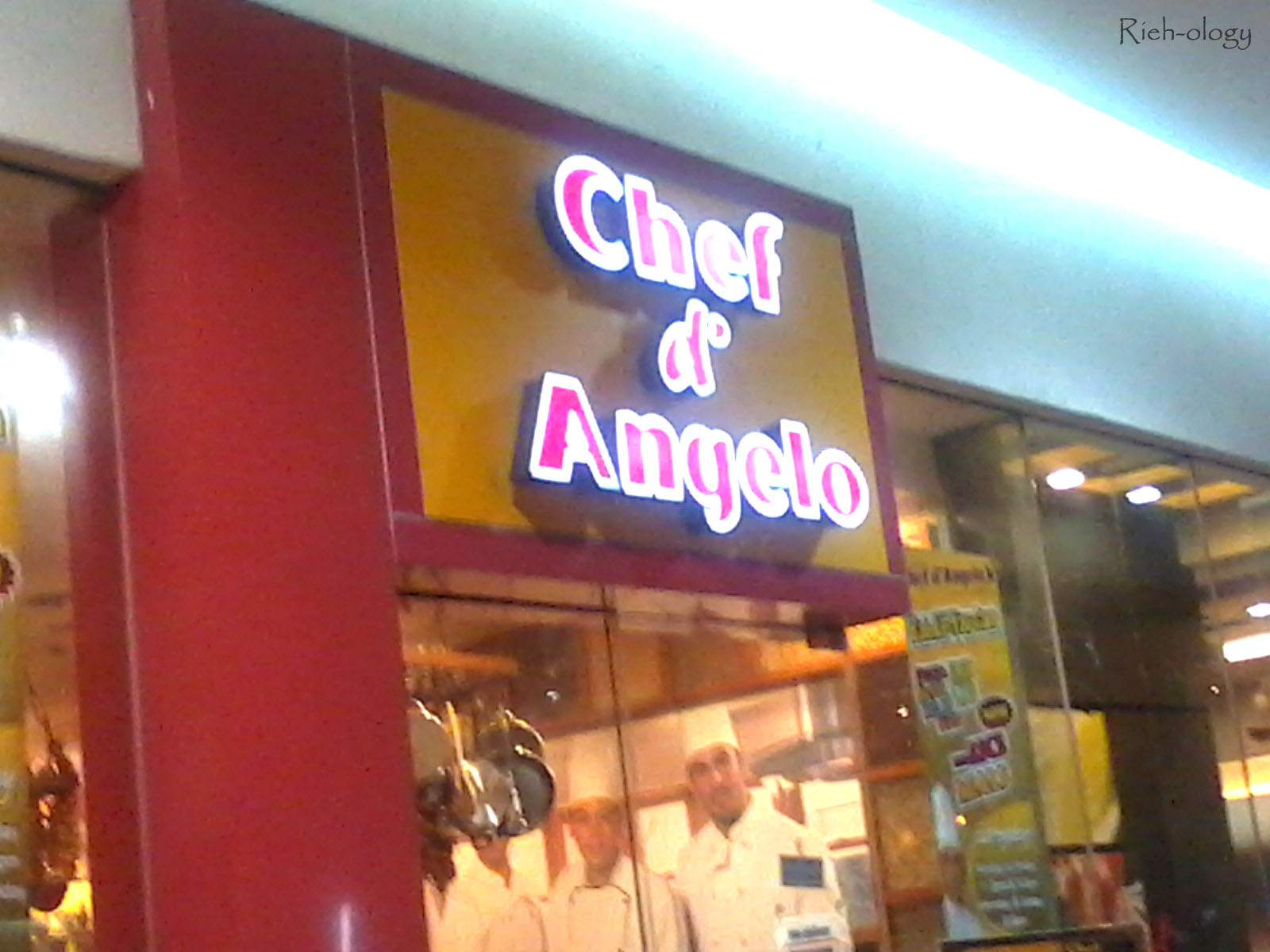 Rieh-ology...: Chef d' Angelo's Eat-All-You-Can Buffet