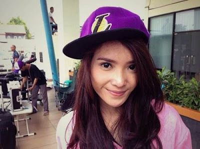 Biodata Foto Profil Lengkap Adila Fitri dan Agamanya